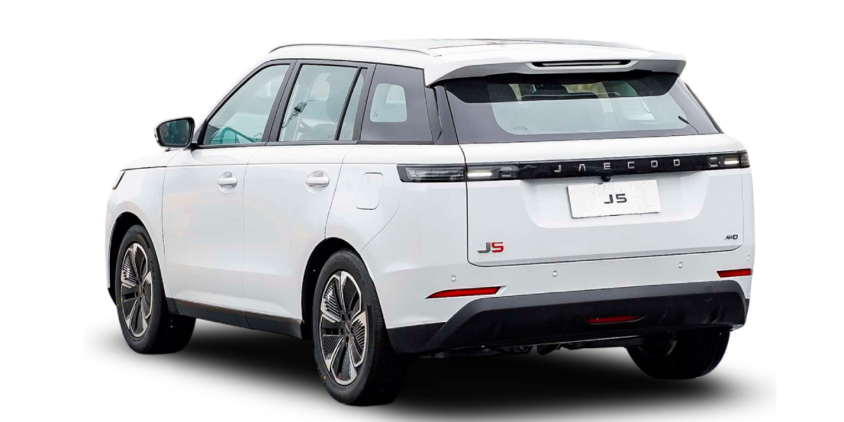 Jaecoo J5 2026 Price in UAE, Specs and Reviews for Dubai, Abu Dhabi and Sharjah | Drive Arabia