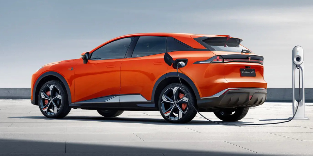 Deepal S07 2025 Price in UAE, Specs and Reviews for Dubai, Abu Dhabi ...