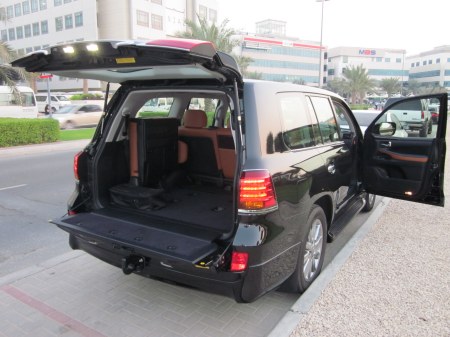 So we got a 2011 Lexus LX 570 – DriveArabia