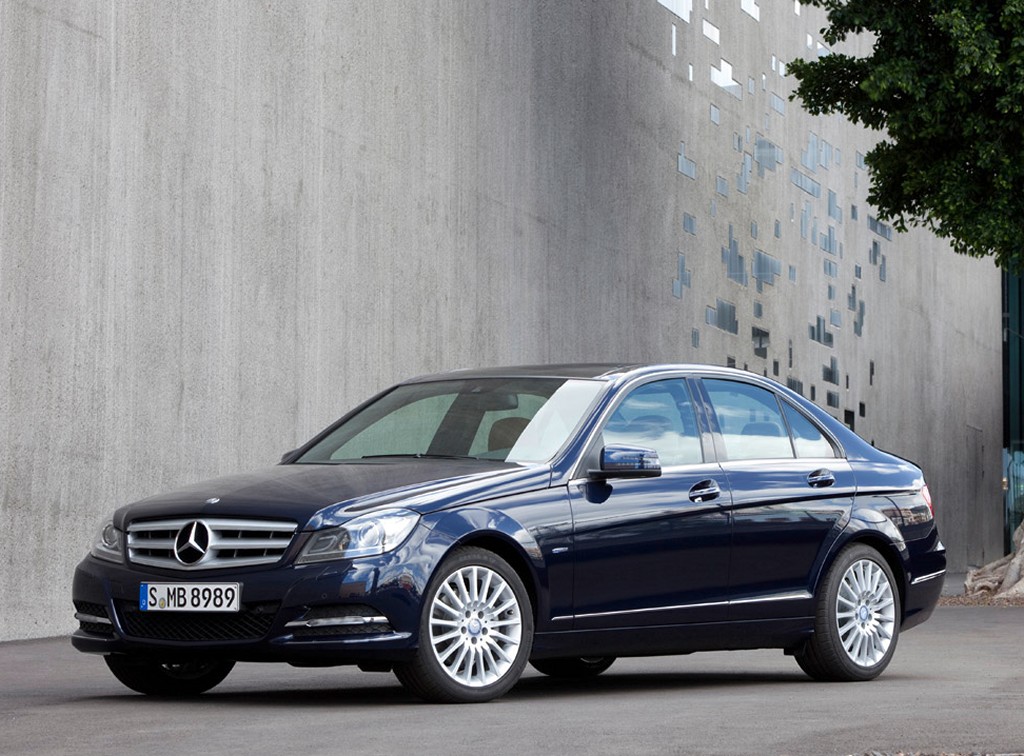 Mercedes-Benz C-Class 2012 facelift revealed – DriveArabia UAE, KSA & GCC