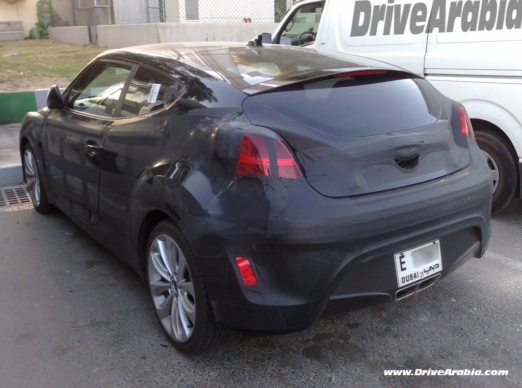 Hyundai Veloster 2012 sports coupe spied in Dubai – DriveArabia UAE ...