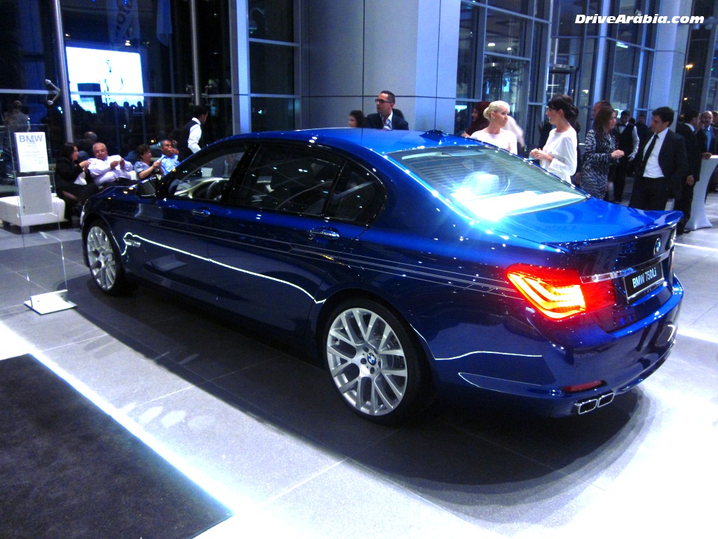 Largest BMW showroom opens in Abu Dhabi – DriveArabia UAE, KSA & GCC