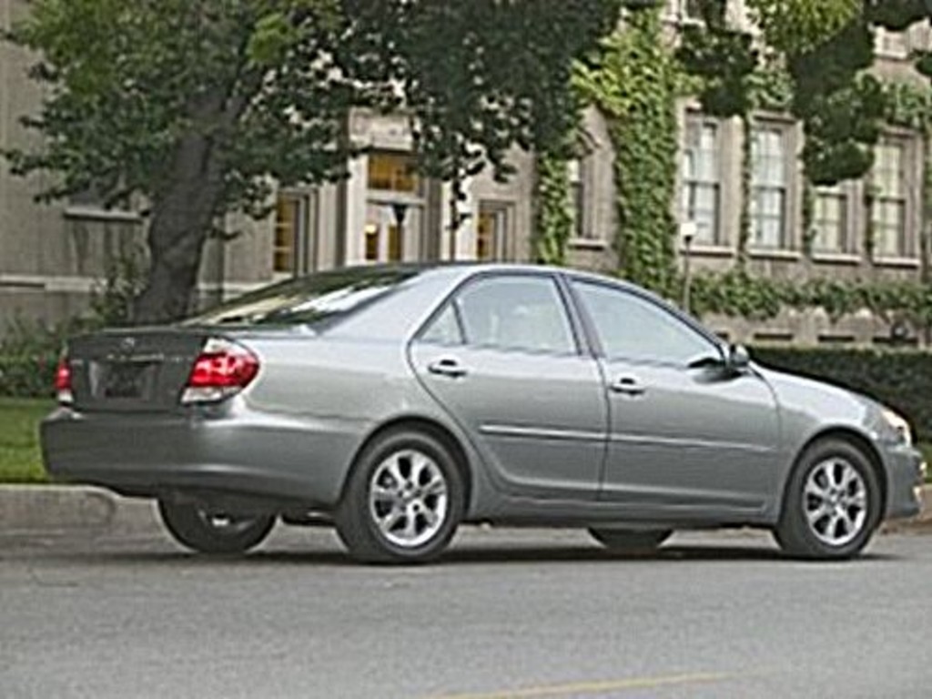 2005 Toyota Camry | DriveArabia