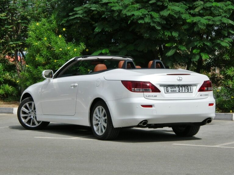 2012 Lexus IS 300 C | DriveArabia