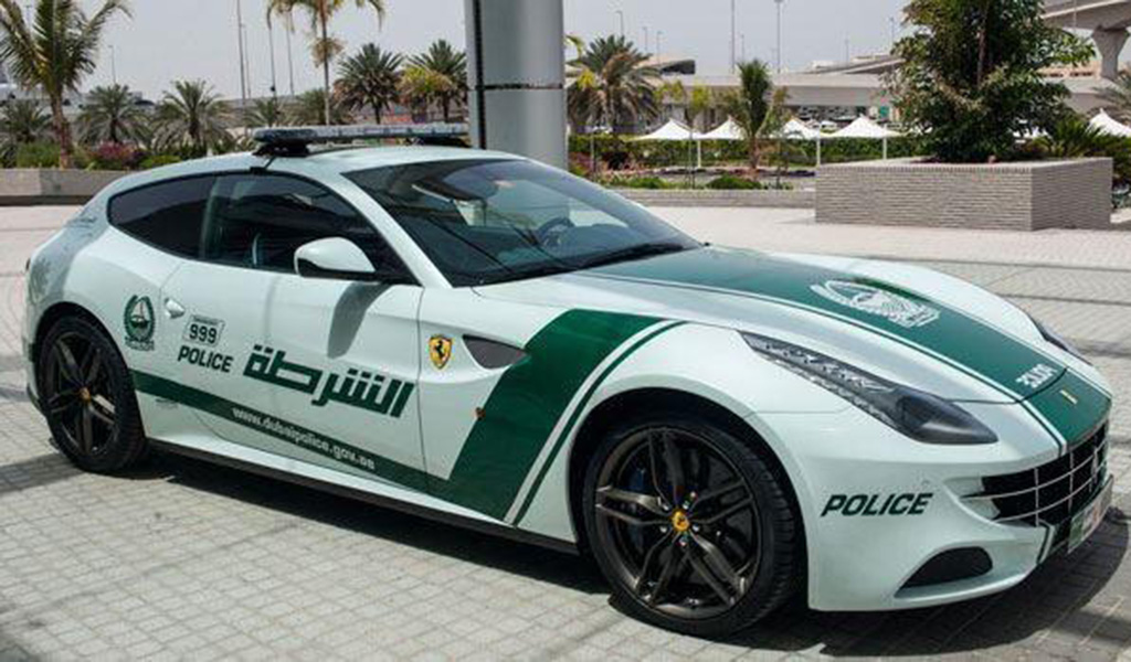 Dubai Police officially unveil Ferrari FF cop car – DriveArabia