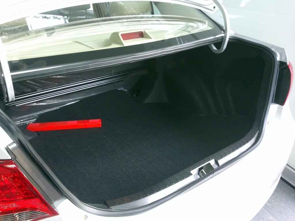 2014 BYD New F3 unveiled in the Sultanate of Oman – DriveArabia