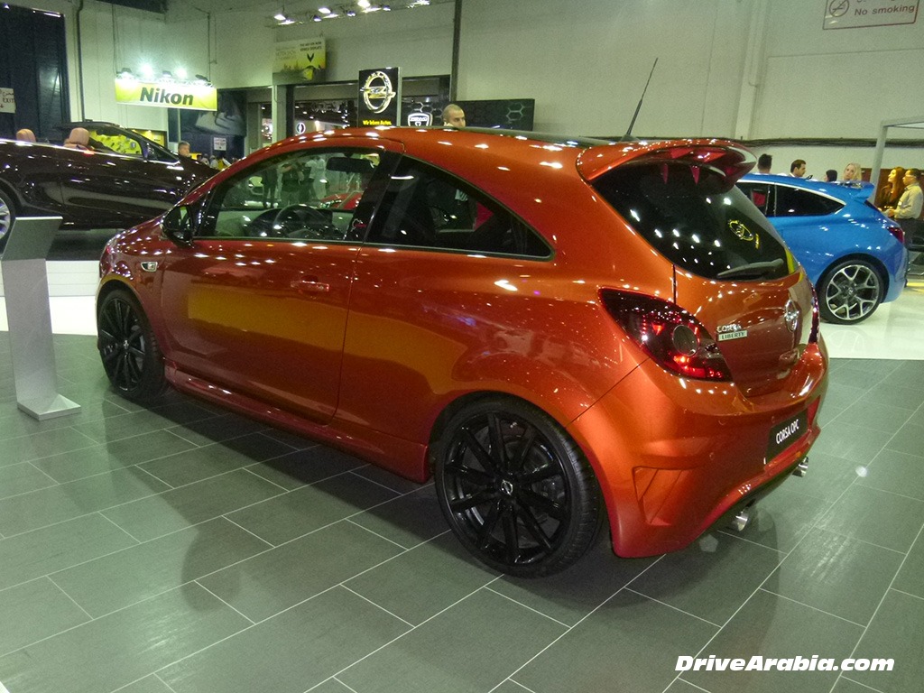 Opel Cascada and Insignia OPC launched at Dubai Motor Show – DriveArabia