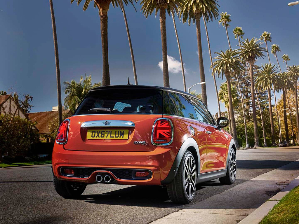 2019 Mini Cooper range gets subtle updates – DriveArabia