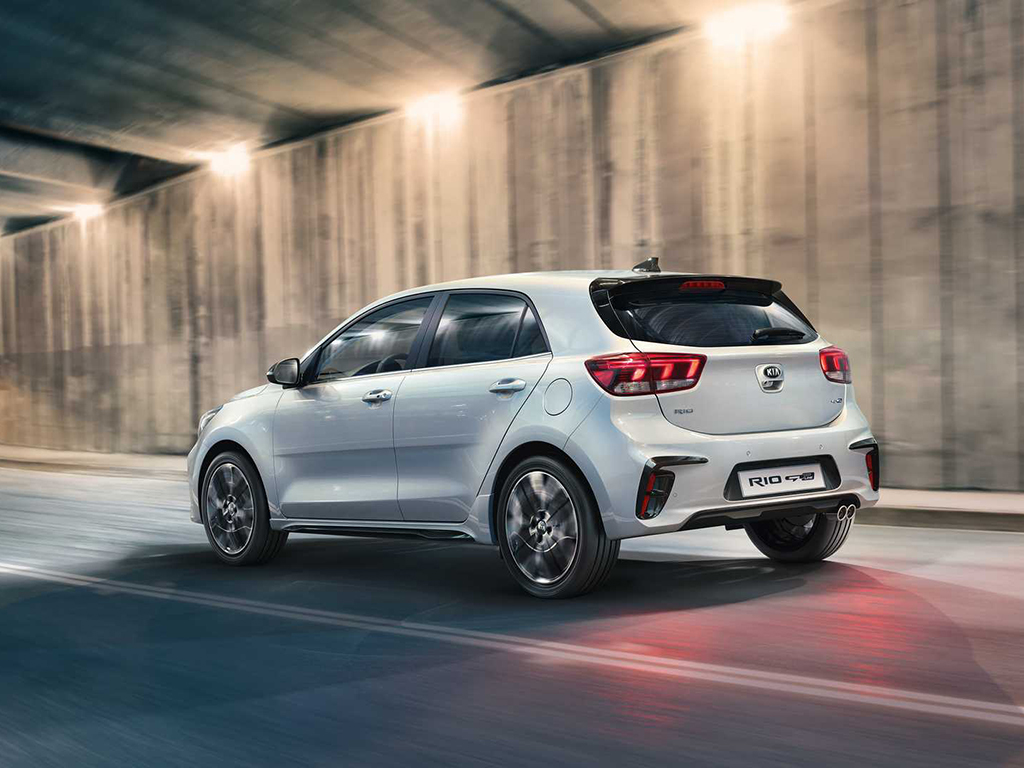 Facelifted 2021 Kia Rio adds more life to the hatchback – DriveArabia ...