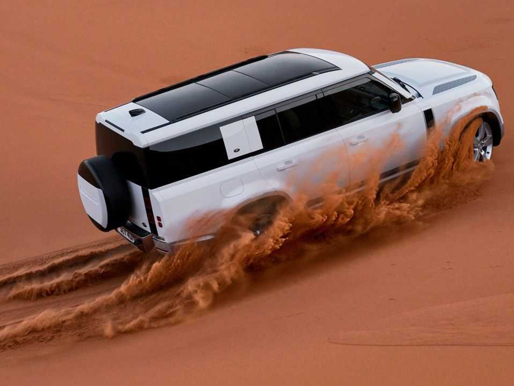 » 2023 Land Rover Defender 130 extends to seat 8