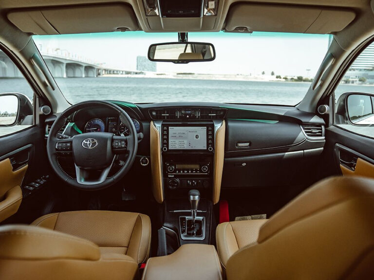 First Look: Top Features of the 2025 Toyota Fortuner – DriveArabia