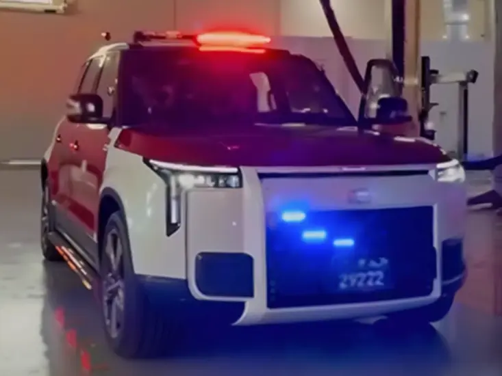 ROX Motors delivers electric police vehicles to Ras Al Khaimah Police ...