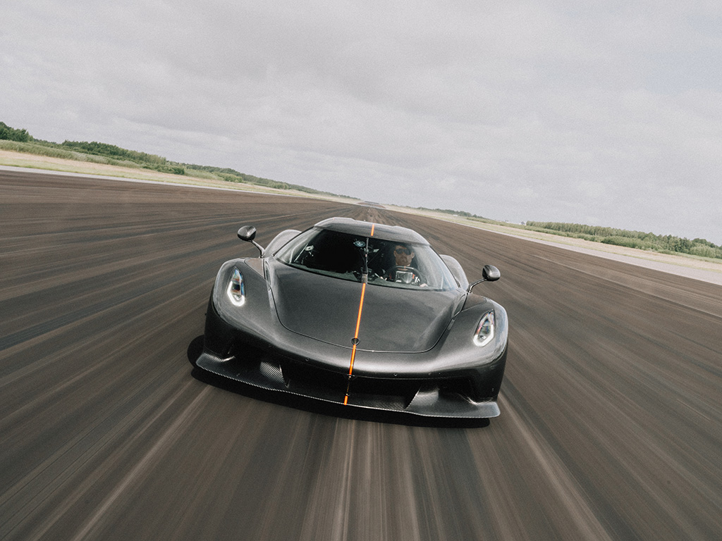 Koenigsegg Jesko Absolut Smashes 0–400–0 km/h World Record Again