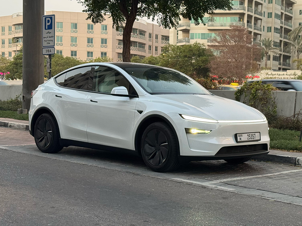 First Drive: 2025 Tesla Model Y Long Range – DriveArabia